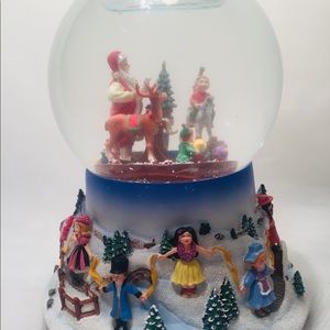PartyLite | Holiday | Retired Partylite Snow Globe Santa At The Shop ...
